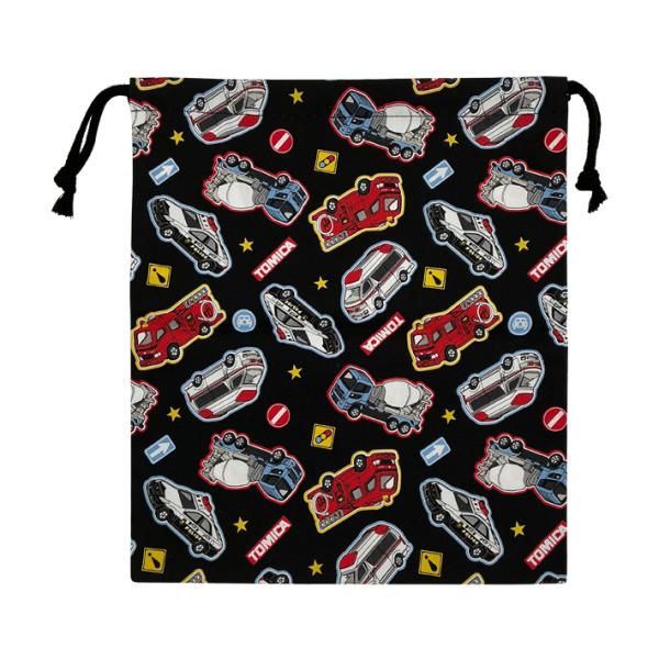 トミカの巾着です。衣類やシューズをたっぷり収納できる大きめサイズ♪体操服はもちろん、大きめの学習道具などを入れるのに便利◎【仕様】本体サイズ：約W310×H350mm材質：綿日本製体操服袋　体操着入れ　上履き　靴　シューズ　給食袋　小物入れ...