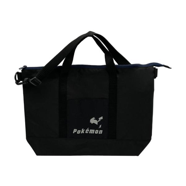 ピカチュウデザインの2WAY仕様レッスンバッグです。ショルダーベルトが取り外し可能なので手提げバッグとしても使える♪通園・通学や習い事にぴったり◎【仕様】サイズ：約W445×H290×D100mm材質：ポリエステルショルダーベルト付きトート...
