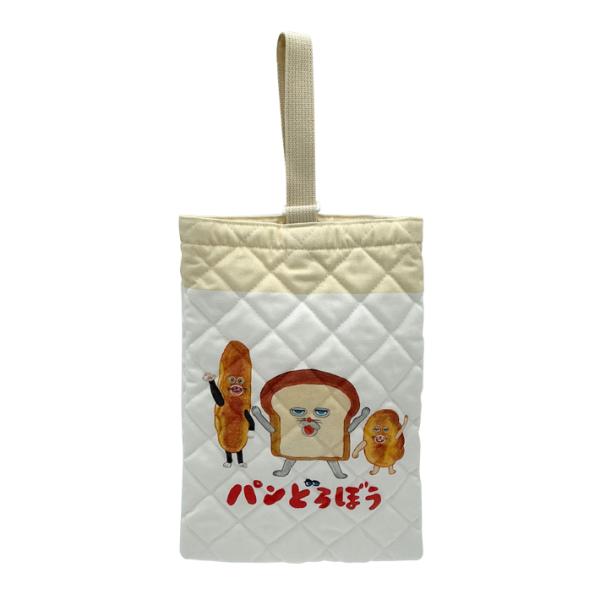 パンどろぼうの可愛いシューズバッグです。上履きや靴の持ち運びに便利！キルト製なので軽量で丈夫♪小物や学習道具の持ち運びに使用しても◎【仕様】サイズ：約W210×H290mm（持ち手含まず）材質：綿キルティングタイプ日本製シューズバッグ　かわ...