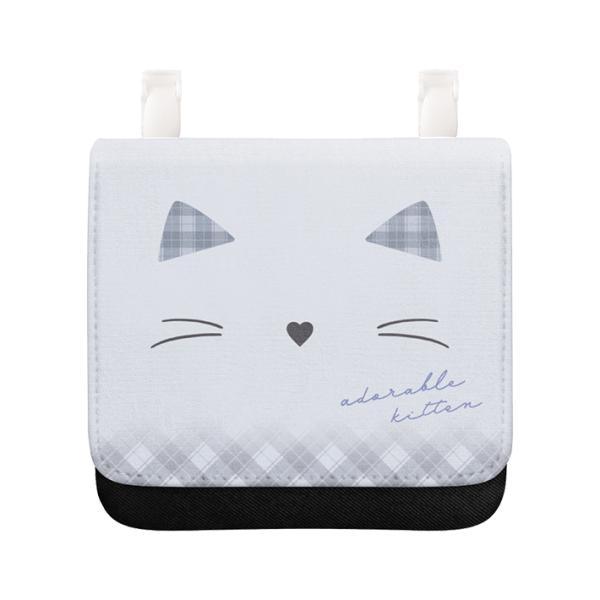 ポケットがないズボンやスカートでもクリップで簡単取り付けできるポシェットポケットです。裏面にはティッシュポケット付きで、ハンカチやマスクなど小物を収納するのに便利♪お出かけに便利なショルダー付き◎【仕様】本体サイズ：約W130×H120×D...