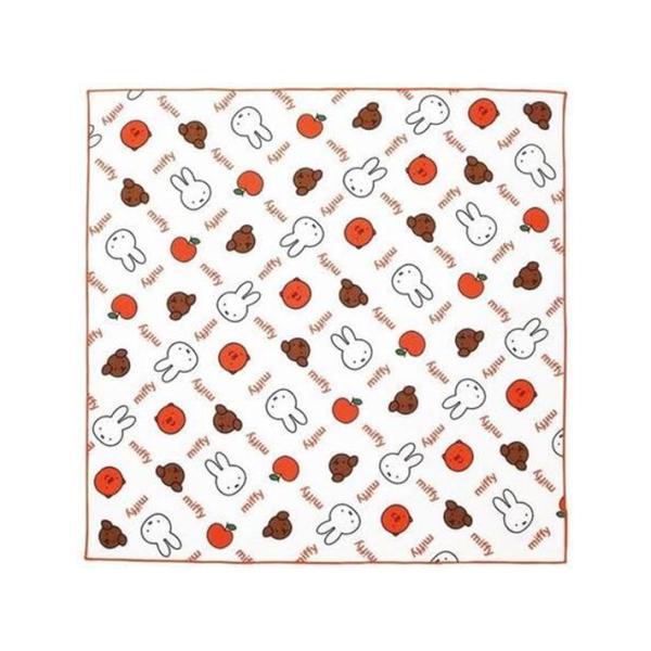 ミッフィーのわいいランチアイテムが登場♪お弁当箱を包んだりランチョンマットとしても使用できるランチクロスです◎【仕様】サイズ：約W425×H425×D3mm材質：綿日本製名前欄付きランチグッズ　かわいい　おしゃれ　遠足　アウトドア　小学生　...