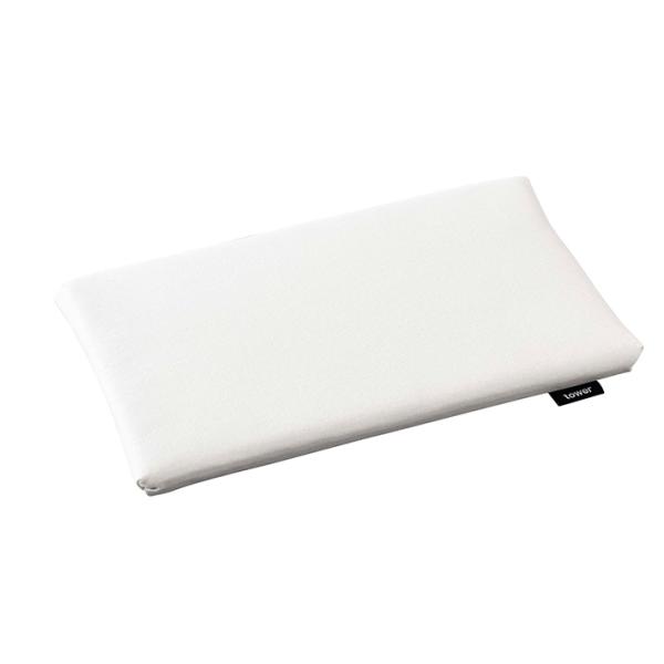 ミニハンカチやアップリケの取り付けなど、ちょっとしたアイロンがけにぴったりなサイズ感のアイロンボードです★コンパクトなサイズなので本棚やファイルケースにも収納可能。【仕様】サイズ：約W31×H18.5×D2cm重量：265g表面布：綿100...