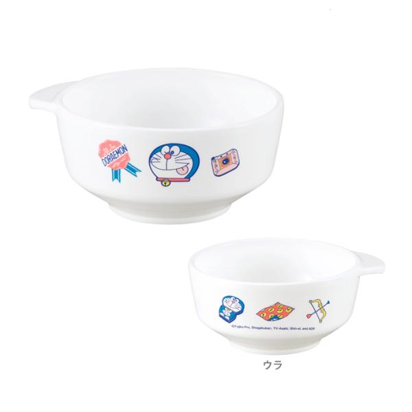ドラえもんのかわいいお茶碗♪食器洗浄機・食器乾燥機OKなのでお手入れもらくらくです♪【仕様】サイズ：約99φ×H50×W114mm容　量：約230mL持ち手付食器洗浄機・乾燥機使用OK電子レンジOK煮沸消毒・電子レンジ消毒はできません同シリ...