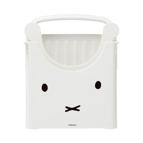 ご家庭で食パンをお好みの厚さにカットできる便利な商品です。目盛りにあわせて厚み調整プレートを差し込み、包丁を入れるだけで薄切り厚切り自由自在♪サンドイッチ用のパンなどハムやチーズにもお使い頂けます。使わない時には折りたたんでコンパクトに収納...