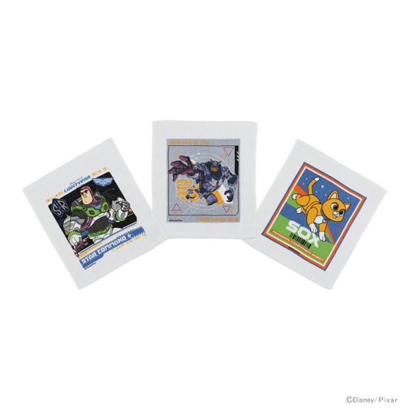 便利なおしぼりタオル3枚セットです◎【仕様】商品サイズ：約320×290mm素材：綿100%内容：おしぼり3枚入りかっこいい　ランチ　遠足　小学校　幼稚園　トイストーリー　BPAフリー※商品写真はサンプルのため、デザイン等若干の差異が生じま...