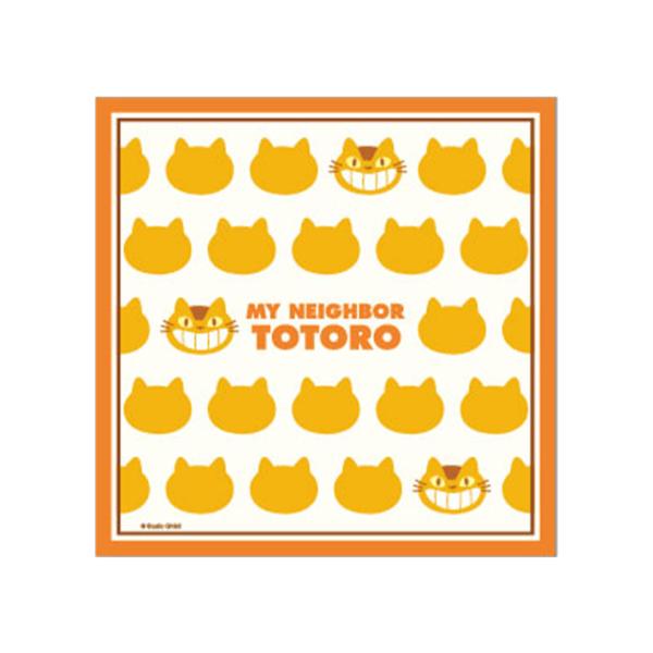 キャラクター柄のランチーフです♪お弁当を包むのに最適なサイズ！遠足や運動会などの行事に◎【仕様】サイズ：約W430×H430mm材質：綿100％抗菌防臭加工遠足　お弁当包み　保育園　幼稚園　小学生　かわいい　グッズ※商品写真はサンプルのため...