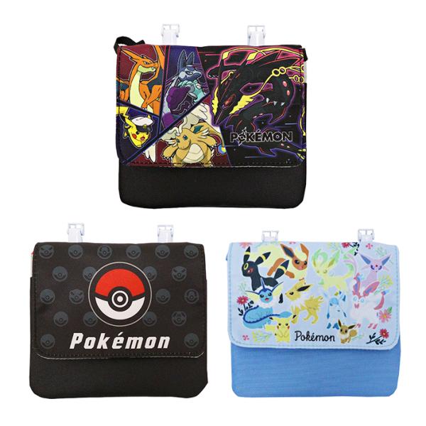 ポケットモンスターのショルダー付きクリップポケットです。ポケットがないズボンやスカートでもクリップで簡単取り付けできる！ハンカチやティッシュ、マスクなど小物を収納するのに便利♪ショルダー付きなので肩から掛けて使うこともできます◎【柄】・クロ...