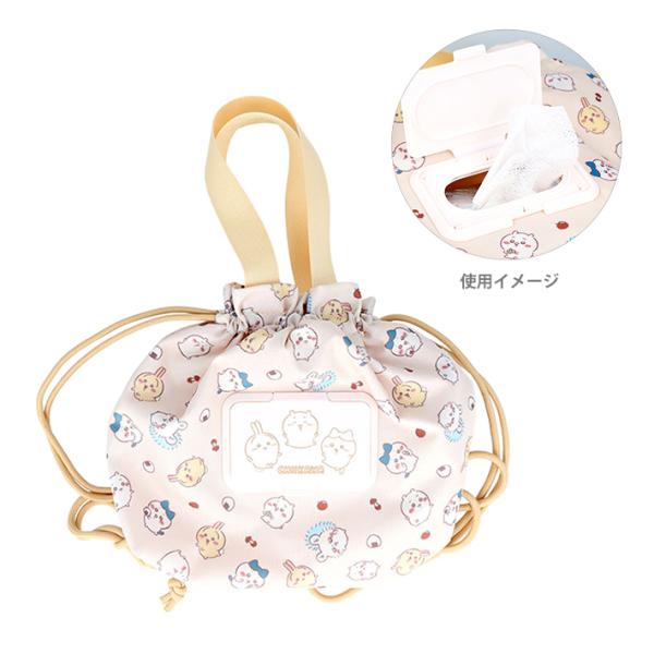 ちいかわのシートと小物を一緒に携帯できるかわいいシーポが登場！リュックにもなり持ち歩きに便利フタが外側にあり、シートがサッと取り出せる◎内袋はシートの乾燥を防ぐ仕様で市販の携帯シートが入るサイズ◎【仕様】本体サイズ：約W230×H190×D...
