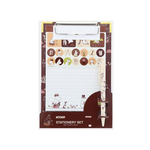 ムーミンからチョコレートを連想させるデザインのステーショナリーセットが登場！チョコのような色味と楽しそうなキャラクター達がかわいいデザイン♪バインダー、B6メモ、B7シール、ボールペンが入ったギフトにぴったりなセットです◎【セット内容】・バ...