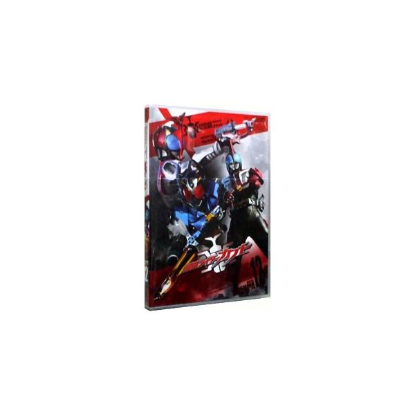 シリーズ誕生35周年記念作にして、平成ライダーとしては第7弾となる特撮ヒーロー。宇宙生命体ワームによる殺戮が繰り返される日本を舞台に、選ばれし仮面ライダーたちが孤高の戦いと複雑な人間ドラマを繰り広げていく。■カテゴリ：中古DVD・ブルーレイ...