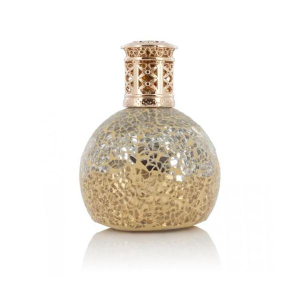 リブインコンフォート アシュレイ＆バーウッド フレグランスランプ Sサイズ PFL641 リトルトレジャー ワンランク上の住環境を作り上げますフレグランスランプはただ芳香を楽しむだけでなく、空気中の有害なバクテリアを除菌・消臭し、あなたを心...