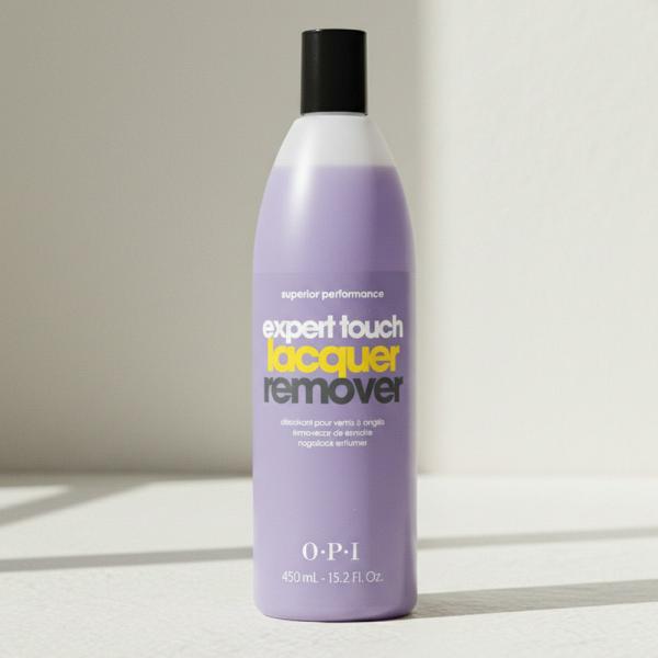 OPI  リムーバー AL414 エクスパートタッチ ラッカー リムーバー / 450mL素早くきれいにオフできる強力な除光液従来のリムーバーで落ちにくかったグリッターやダークカラーを、スムーズにオフできる強力タイプ。
