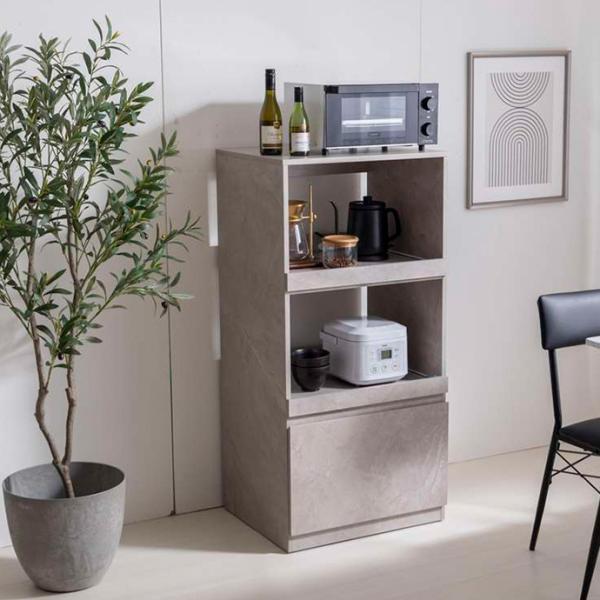 ■商品説明2つのスライドトレーでキッチン家電をスッキリ収納できるレンジ台。■サイズ幅55cm×奥行45cm×高さ115cm■素材【ホワイト】パーティクルボード(メラミン貼り)【ストーン】パーティクルボード(メラミン貼り)キャスター(プラステ...