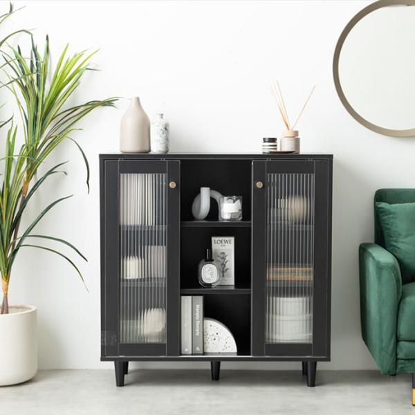 ■商品説明コンパクトながら機能性と美しさを兼ね備えた引き戸キャビネット。■サイズ幅78cm×奥行31cm×高さ80cm■素材【本体】ホワイト:WHパーティクルボード(紙貼り)ブラック:BKパーティクルボード(メラミン貼り)【ガラス】強化ガラ...