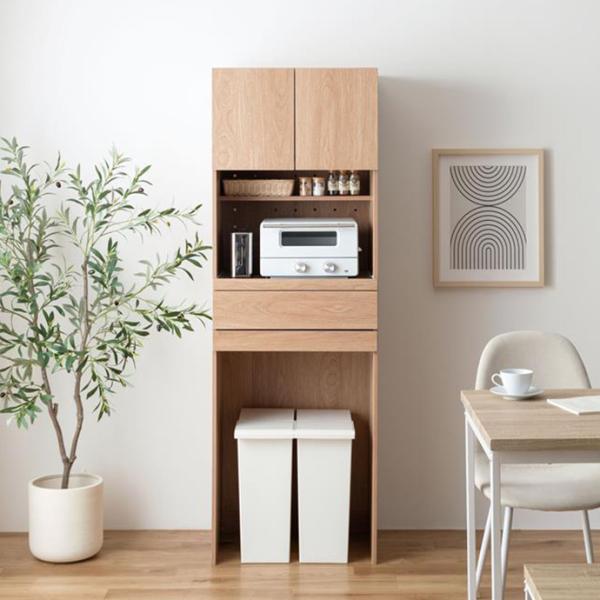 ■商品説明限られたスペースを無駄なく使えるゴミ箱収納付きレンジ台。■サイズ幅58cm×奥行43cm×高さ172cm■素材パーティクルボード(メラミン貼り)■備考【梱包サイズ1】80.5cm×48cm×17.5cm【梱包サイズ2】100cm×...