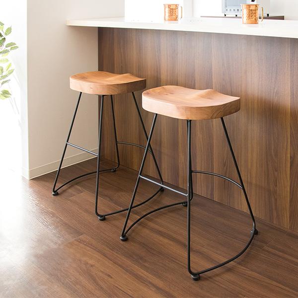 ■商品情報お尻にフィットする形状になった天然木座面と、細いアイアンフレームが特徴のシンプルデザインなバーチェア『Meny（メニー）』。軽量で足置き付きなのでカウンターやバーテーブルでサッと使えて、朝食やカフェタイムを快適にお過ごしいただけま...