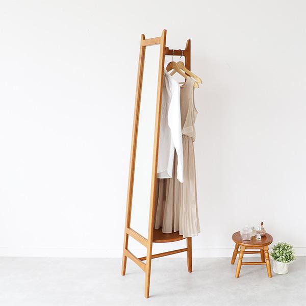 ■商品説明レトロモダンな雰囲気を味わえるミラーハンガー。全身ミラーとハンガーラックがひとつになった、１台２役のアイテム！カフェ風のインテリアをつくりだすのに最適です。■サイズ商品サイズ：W400 x 450 x H1600（mm）商品重量：...