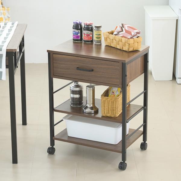 ■商品説明 幅50cmのキャスターが付いて移動がラクラクキッチンワゴン。引き出しが1杯付いているので、カトラリーなどのキッチンで使う小物を収納することもできます。キッチン収納としてだけでなく、デスクサイドに置いてデスクワゴンとしてや、日々使...