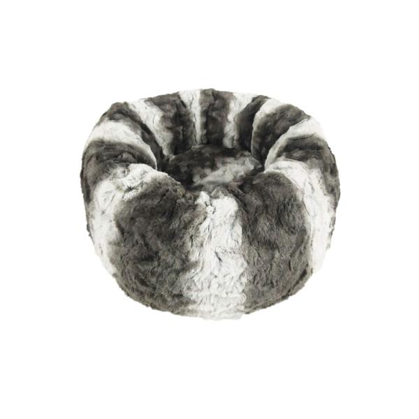 商品名:  Fashion Pet All Around Fur Dog Bed, 19" Round, Gray, Machine Washable, Recycled Fillブランド: Fashion Pet商品サイズ: 19.0"L...