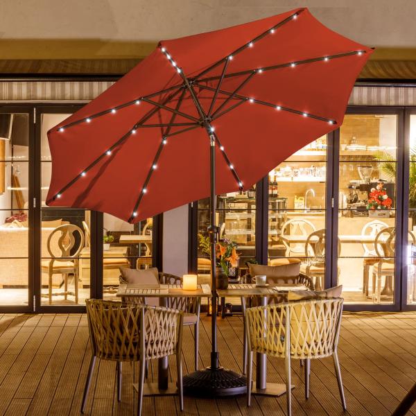 商品名:  wikiwiki 10 FT Solar Patio Umbrellas Led Outdoor Table Market Umbrella with 32 Lights Push Button Tilt/Crank, Lawn...