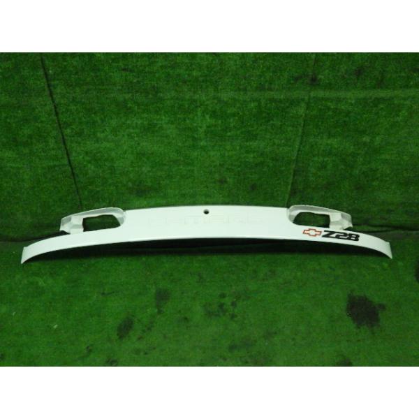 リアフィニッシャーです。【車種】シボレー カマロ Z28 型式:CF-CF45E 2000年(平成12年)4月式  AT 左ハンドル エンジン型式: 5E 走行距離95,183km カラーコード 9567 アークティックホワイト から外しま...