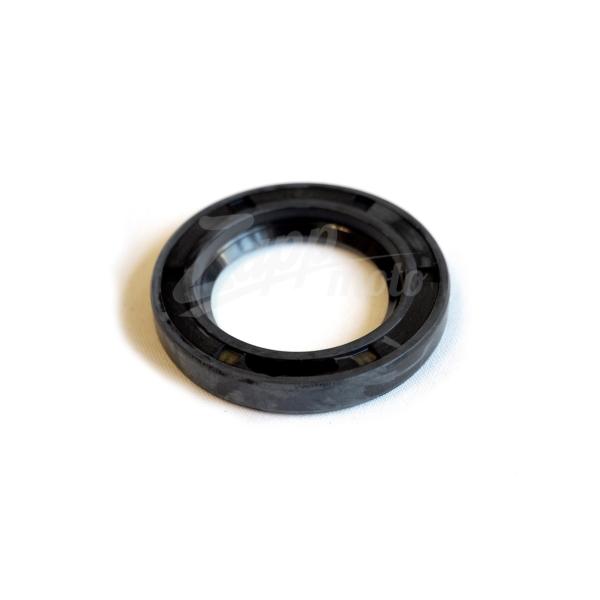 W1 W1S W1SA 650RS W3 用の リヤ ハブ シールです。純正部品番号：652A355508 こちらに相当しております。高品質な日本製です。