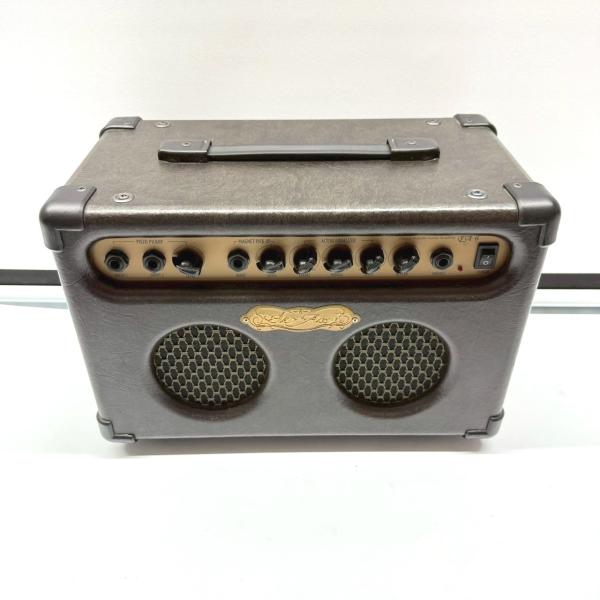 簡易動作確認済みです。リバーブにややガリあります。その他、細かい音源につきましては未チェックとなります。中古品の為、キズ汚れ等ございます。店頭に陳列しているため、画像と状態が異なる場合がありますので、ご了承ください。現状品販売になりますので...