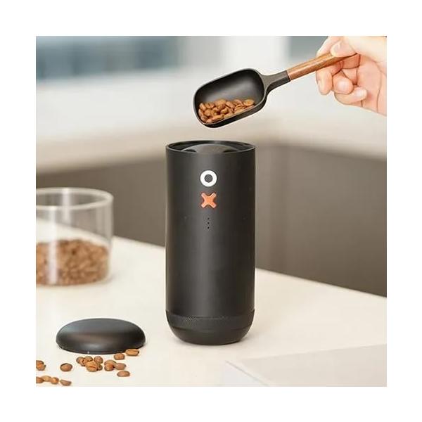 商品詳細・サイズ：75×188mm・容量：コーヒー豆：約60gキャッチカップ容量：約40g（1-3杯分）・重量：829g・付属品：Type-C充電ケーブル、ブラシ・素材：アルミニウム、シリコン・製造国：中国・定格電圧：DC 5V・バッテリー...