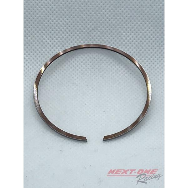 ヤマハKT-100SD/SEC用のピストン/クランク周辺パーツです。パーツ図の部品番号12番のKT-100用ピストンリングです。ご希望のサイズをお選びください。