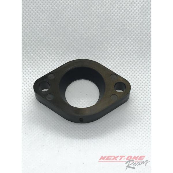 ヤマハKT-100SD/SEC用キャブレター用のパーツです。パーツ図の部品番号38番の商品です。WBキャブレターWB-3Aのキャブレタージョイント　SLレース/カデットクラス用（14.5φ mmテーパージョイント）です。7YU-13586-...