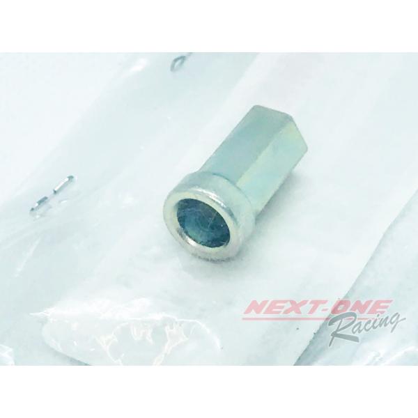 ヤマハKT-100SD/SEC用キャブレター用のパーツです。パーツ図の部品番号34番の商品です。WBキャブレターWB-3Aのキャブレターナットです。