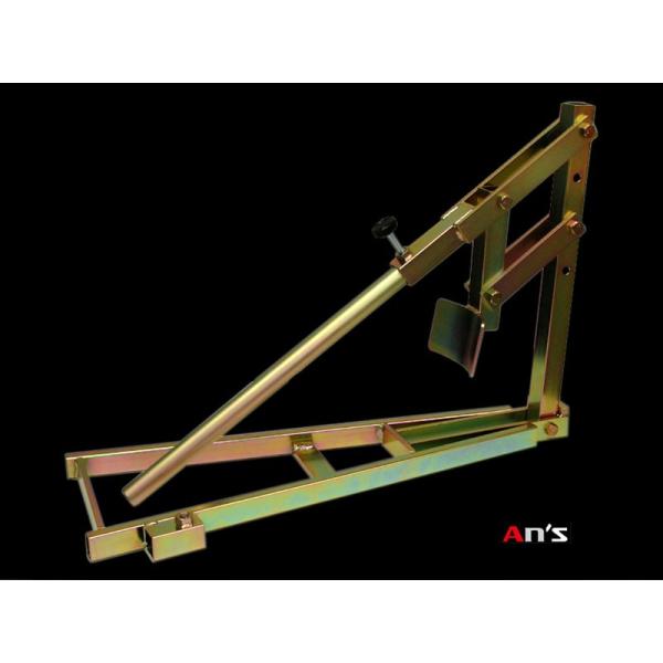 持ち運びやすい折りたたみタイプのカート用ビートブレーカーです。使用後はハンドルレバーが取り外しができ、折りたたんでコンパクトに収納可能です。タイヤ交換の必需品、使いやすさ、コンパクトさを考え作られました。本体寸法 : 使用時　幅195 × ...