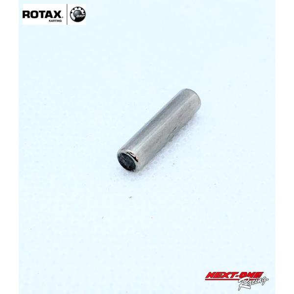 RORAX-MAX用のギアボックス周辺パーツです。パーツ図の部品番号12番のウオータポンプシャフトピン4x15.8です。販売は1個単位になります。※ご注意※実店舗や当店ウエブストアでも販売しておりますので、欠品になっている場合もあります。欠...