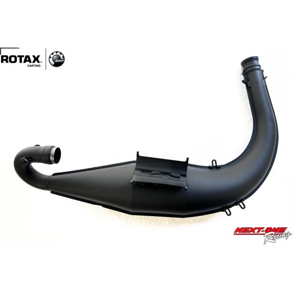 ROTAX-MAX用のマフラーパーツです。パーツ図の部品番号3-9番のマフラーAssy Evoです。現行のマフラー・サイレンサーのコンプリートセットです。※ご注意※実店舗や当店ウエブストアでも販売しておりますので、欠品になっている場合もあり...