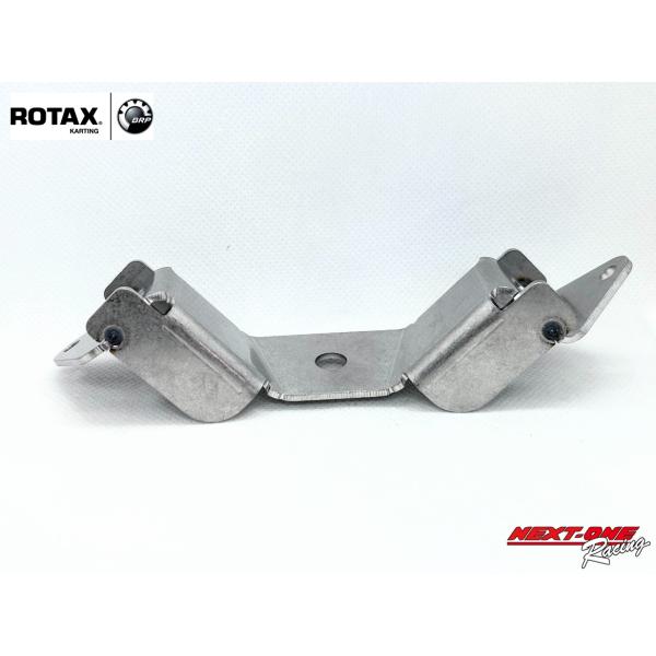 ROTAX-MAX用のマフラーパーツです。パーツ図の部品番号10番のチャンバー保持プレートです。※ご注意※実店舗や当店ウエブストアでも販売しておりますので、欠品になっている場合もあります。欠品の場合は、即時メーカーより入荷いたします（2〜4...