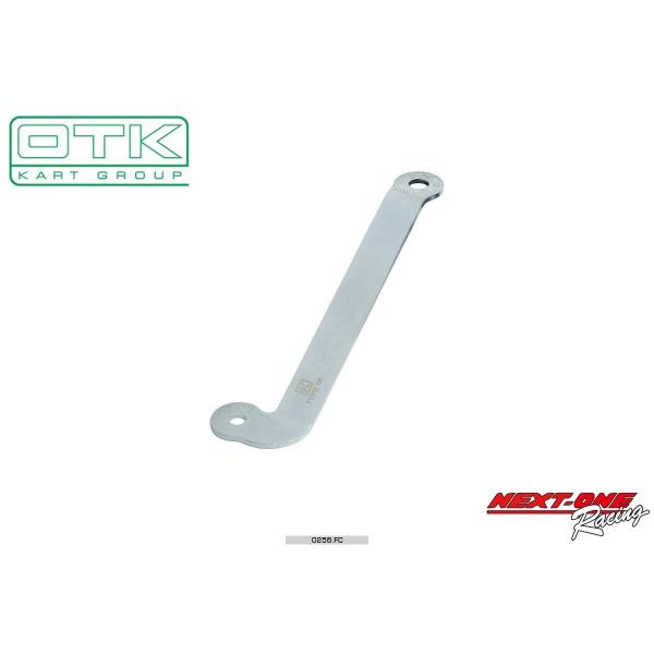 OTK トニーカート/コスミック/レッドスピード/エクスプリットフレーム用のサイレンサーサポートステーです。ジュニアフレーム新車標準装備のステーです。異形なステーなので多目的に使用可能商品でOTKフレームに限らず色々なフレームでご使用できま...