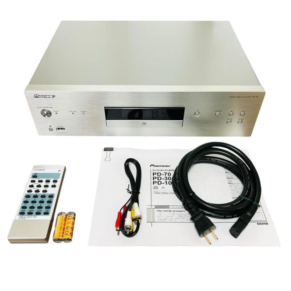 ●商品名パイオニア SACDプレーヤー iPod/iPhone/iPad対応 PD-70●商品状態基本動作確認済み。液晶表示も明瞭です。凹みや焼けなどなく、リモコン電池接触部の腐食もありません。その他、中古品になりますので、多少の小傷や使用...