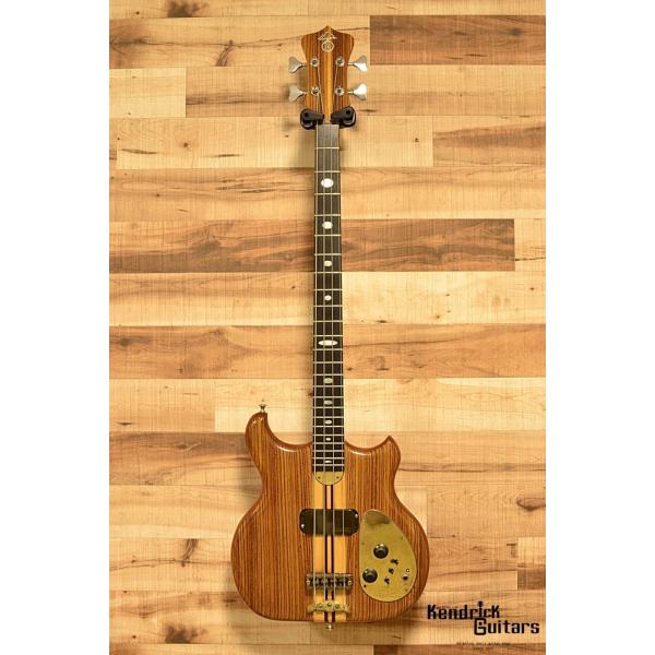 【Vintage】ボディトップには、この年代の象徴とも言えるゼブラウッドを採用。美しく縦に走る強烈な縞模様は、ステージ映えすること間違いありません。本機最大の特徴は、スウィート・スポットと呼ばれる絶妙な位置にマウントされたシングル・ハムバッ...