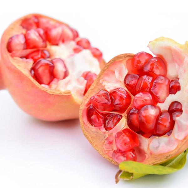 ザクロ アメリカ産 フルーツ 果物 生鮮 【内容量】1玉約300g×3玉【保管方法】ほぐした実は密封して冷凍庫で保管すると日持ちしますが、できるだけお早めにお召しあがりください。【発送方法】冷蔵便での発送※沖縄、北海道、離島への発送は別途送...