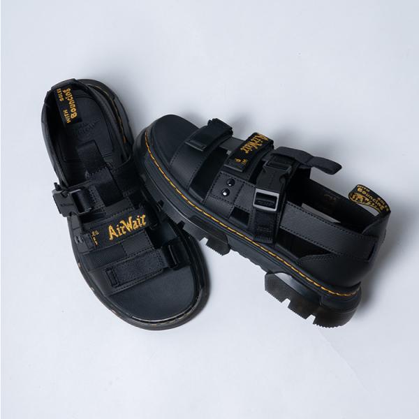 Dr.Martens ドクターマーチン PEARSON ピアソン マルチストラップ サンダル 31574001 ブラック■商品詳細【 ブランド 】Dr.Martens（ドクターマーチン）【 モデル名 】PEARSON(ピアソン)【 メーカー...