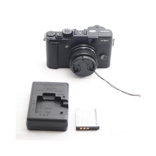 「商品状態」《全国送料無料・1ヶ月保証付》一部難ありシャッター音が鳴りません、その他は正常です。【外観の状態】小スレキズ有りますが比較的綺麗な商品です【光学系】小チリ程度で非常に綺麗です。【液晶画面】小スレ程度で非常にクリアで綺麗です。【付...