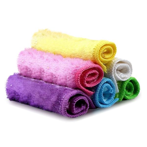 (1)洗剤不要特殊な繊維構造のおかげで、油汚れをしっかり捕まえるのに、水洗いだけで簡単きれいになり、洗剤は要りません。【原理：長い毛足一本一本が絡み合い、微小な空間を作り油汚れを取り込みやすくしますが、水ですすぐと、 絡み合った繊維が立毛し...