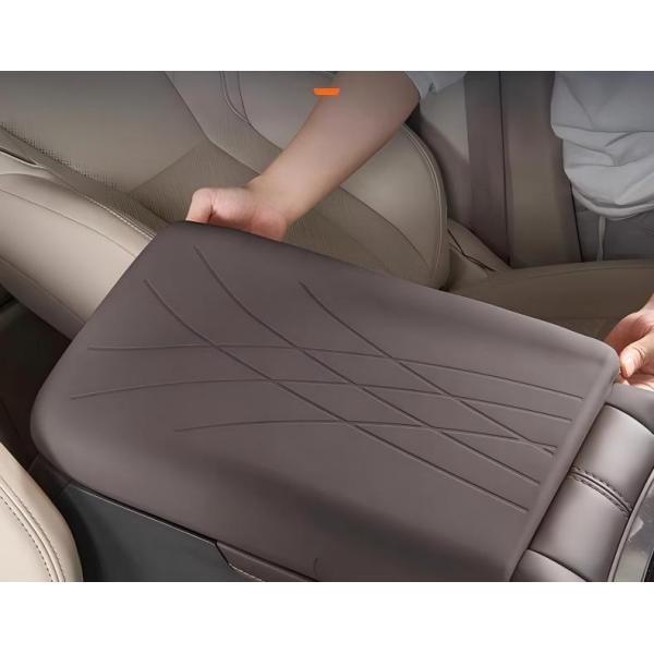 【車種専用】現車採寸の車種別専用設計なのできれいにフィットします。装着後ジャストフィット！【高品質素材】シリコン材質採用、キズや汚れを防止し、清潔も簡単。【高級感】柔らかい触感！【セット内容】：本体x1セット【適用車種】：トヨタ アルファー...