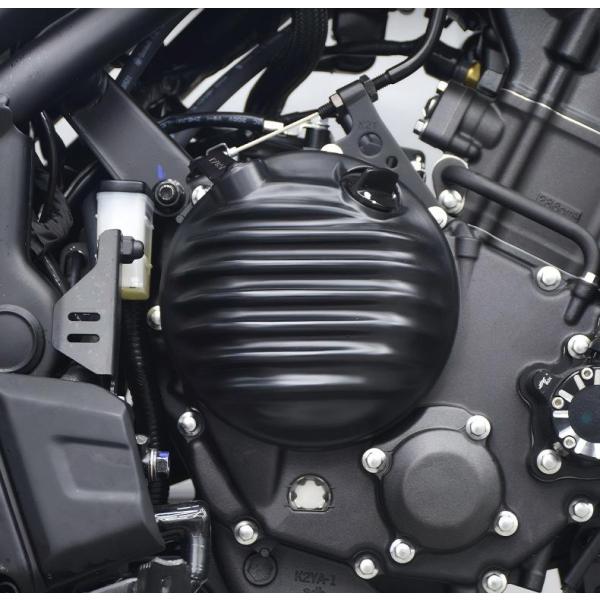 バイクの雰囲気を壊さず。簡単に装着できます。運転中に足からの擦り傷をガード。適合車種ホンダ CL250 CL500 エンジンカバーご注意：車種に応じて製品をお選びください。商品内容本体1カラーブラック、マットブラック