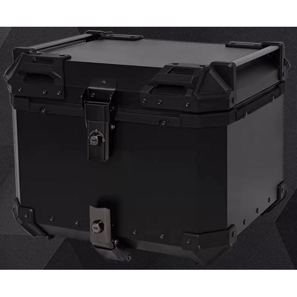 商品仕様重さ：5KG材質：ステインレス材質容量：45L/55Lセット内容：本体×1取り付け台座×1式背もたれx1車種専用カラー一体感を壊さず、後付け感のない装着イメージプロのこだわりカブに相応しい高品質ステインレス材で耐久性さらに、フロント...