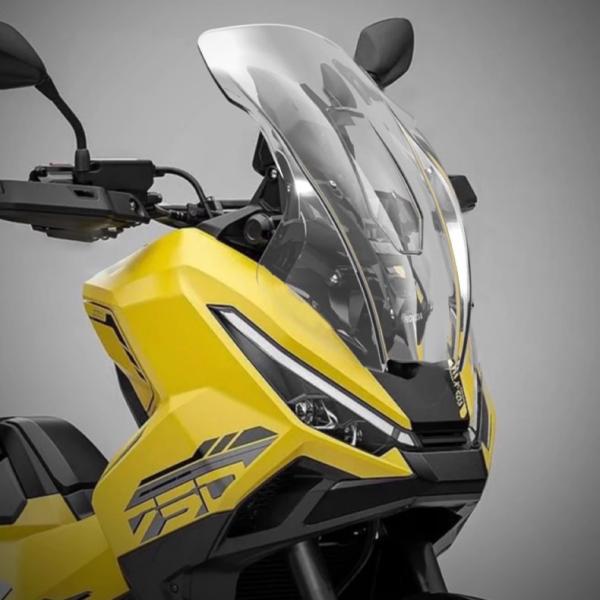 商品名ウインドシールド カウル高強度な合金を使用する多機能なステー錆びにくい合金を利用しますので、耐久性も強度には心配及ばない高品質なアクリルまるで何も付けていないほどの透明さ、長く使用しても黄ばみません。適合車種XADV750 X-ADV...