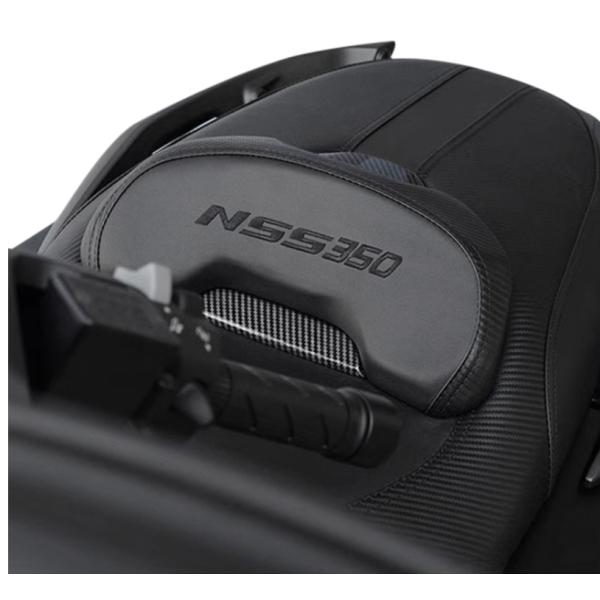 クロスカブ ピリオンシート革製で手触りが良い厚くて低反発で乗り手心地よいわざと取り外して収納の必要はありません純正シートより2~4CMローダウンシートです、小柄な人に優しいです！【適用車種】：ホンダ FORZA 350 2018~2023【...