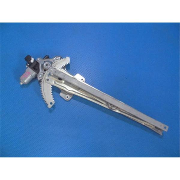 【管理番号】P10100-22013076【在庫所在地】北海道【純正品番】5713A086【年式】200912【認定型式】CBA-H82W【車台番号】1000904【装備】PS ABS A・B R 4WD【フル型式】H82WLRPFZ【指定...