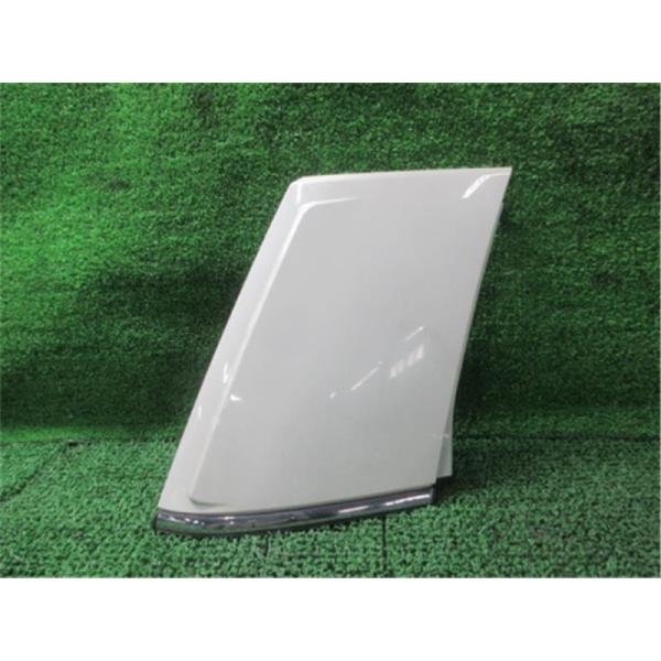 【管理番号】P91500-25020955【在庫所在地】福岡県【参考品番】75605-B2010-A0【部品の傷情報】(1)全体擦り傷少々、全体薄いスリ傷少々【年式】201702【認定型式】DBA-LA250S【車台番号】0088480【装...