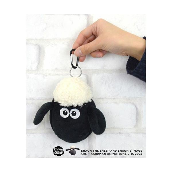 イギリスの人気クレイアニメシリーズ「ひつじのショーン」から、コンパクトで使いやすいサイズのポーチが登場！リップクリームやイヤホンなど、バッグの中でばらつきやすい小物をかわいく収納できます。カラビナ付きなので、取り付けやすさも◎！Aardma...